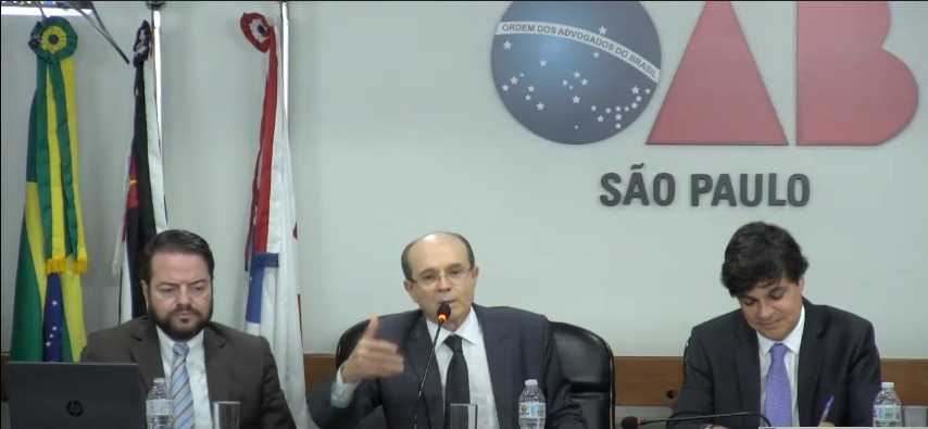 Sócio do SNOF media palestra sobre precatório durante congresso ...